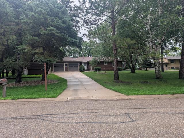 2113 Country Club Drive NE