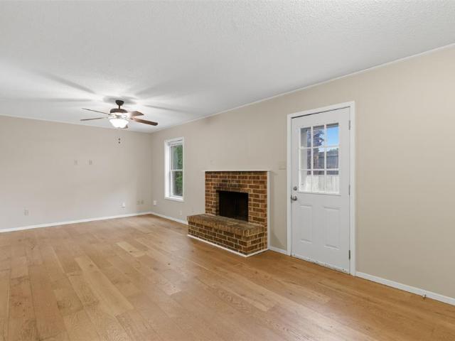 2113 Fleur De Lis Court