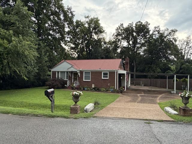 2113 Geneiva Dr