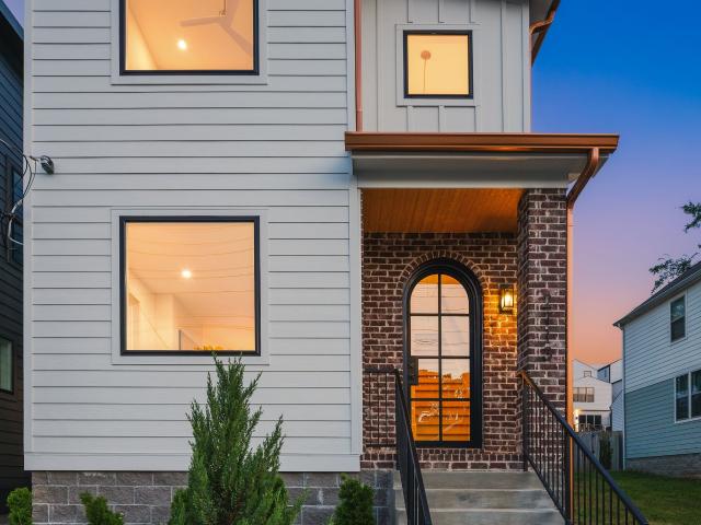 2113 Herman St