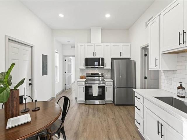 2113 Ilion Ave N, Minneapolis, MN 55411