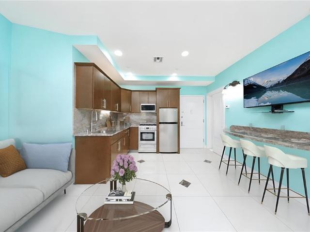 2113 Kings Highway # 2