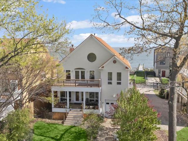 2113 Lake Drive