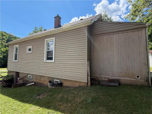 2113 Lewis Run Rd