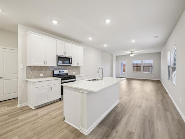 2113 Rannoch Street