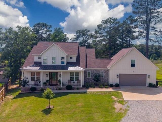 2113 Sable Oaks Cir, Bryant, AR 72022