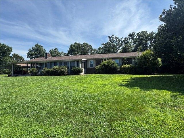 2113 Union Grove Church Rd SE, Adairsville, GA 30103