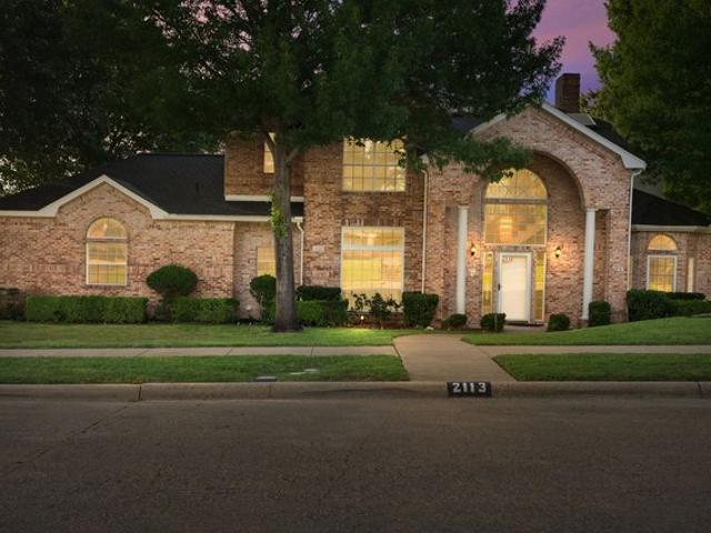2113 Valley View Dr, Cedar Hill, TX 75104