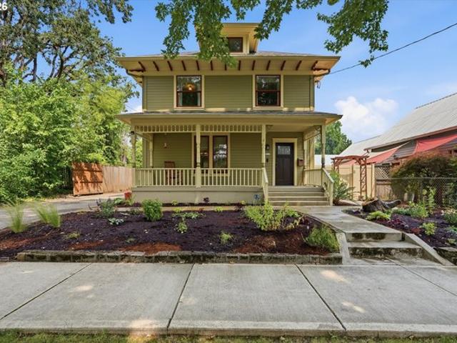 2113 16th Ave, Forest Grove, OR 97116