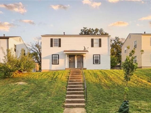 2113 2 Askew Ave, Kansas City, MO 64127