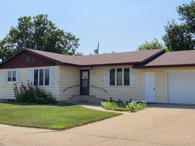 2113 7th Ave E, Williston, ND 58801