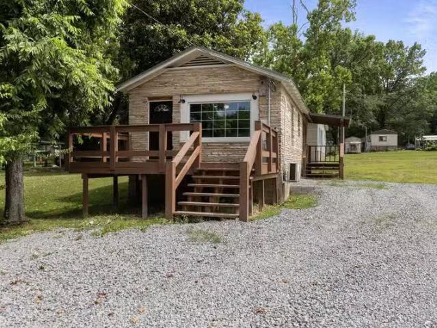 211 & 215 Playmore Street, Lonsdale, AR 72087 654225520