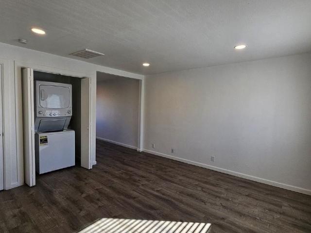 211 & 219 Candelaria Rd. NW 2 Bedroom Apartment for Rent at 219 Candelaria Rd Nw, Albuquerque, NM 87107 Monkbridge Gardens