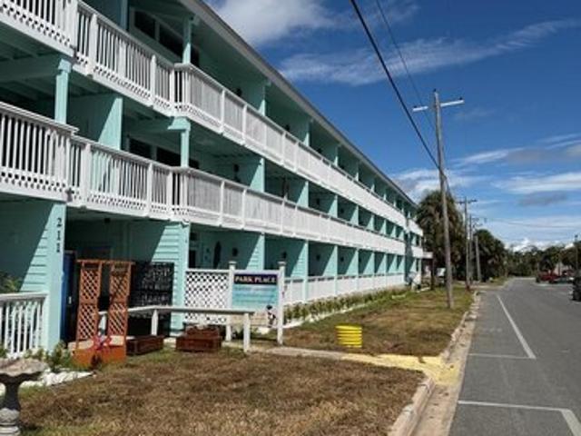 211 2nd St Unit 330, Cedar Key, FL 32625