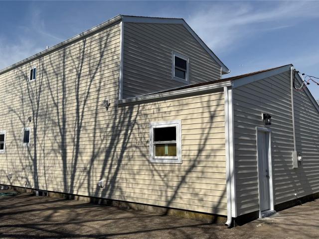 211 4th Avenue