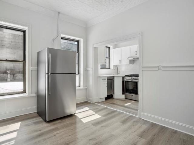 211 5TH Avenue 2NDFLOOR