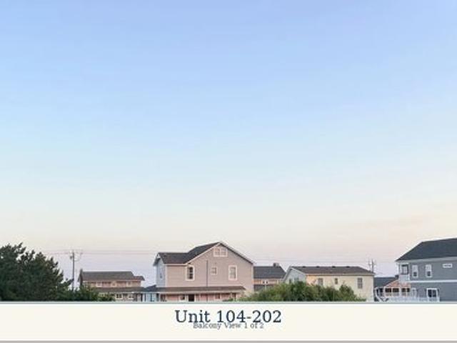 211 Coastal Point Dr, Atlantic Beach, NC 28512
