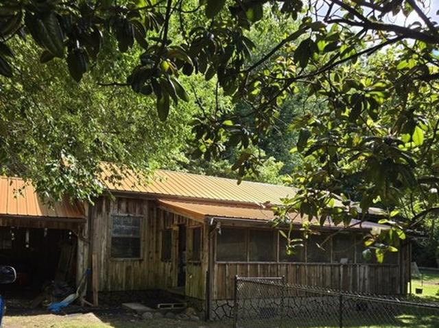 211 Cates Rd, Rockwood, TN 37854