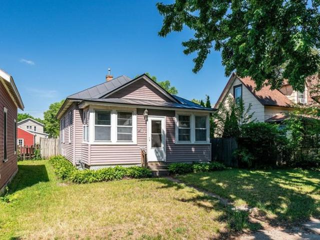 211 Caledonia St, La Crosse, WI 54603