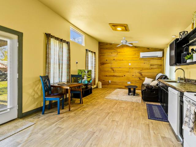 211 Captain Kidd Lane