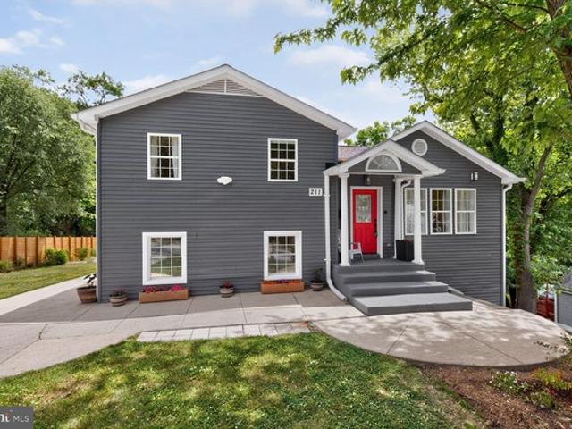 211 Charles St, Rockville, MD 20850