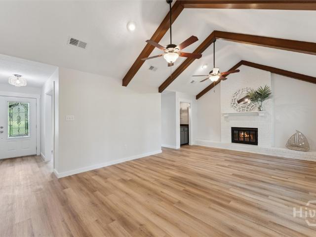 211 Cherokee Trail