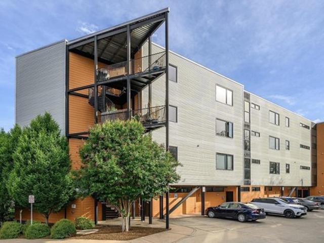 211 Cream St Apt 201, Charlottesville, VA 22903