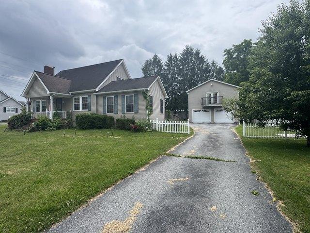211 Crescent Rd, Beckley, WV 25801