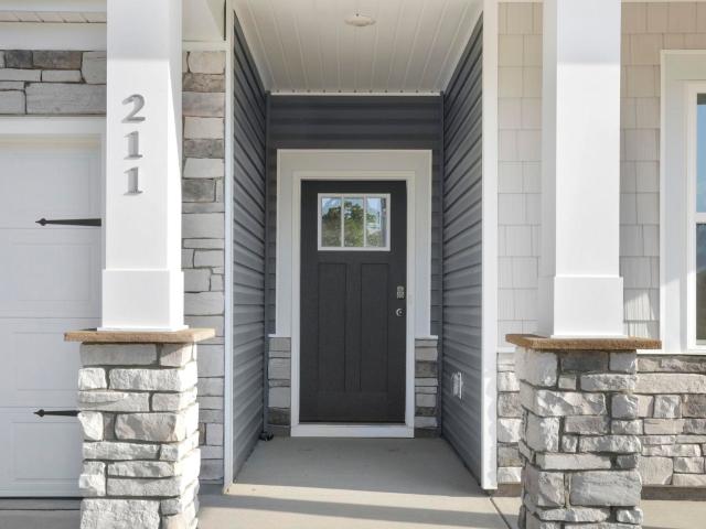 211 Alistar Avenue