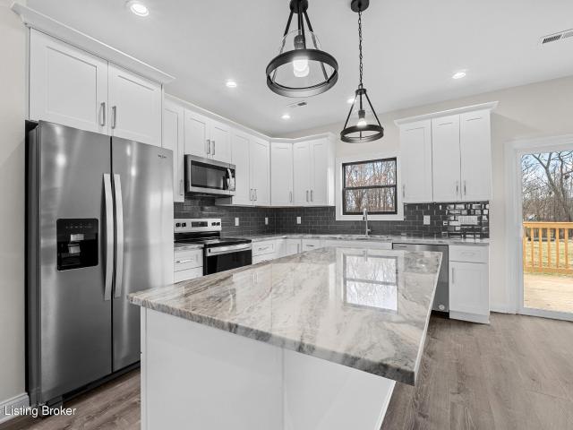 211 Alreva Rd