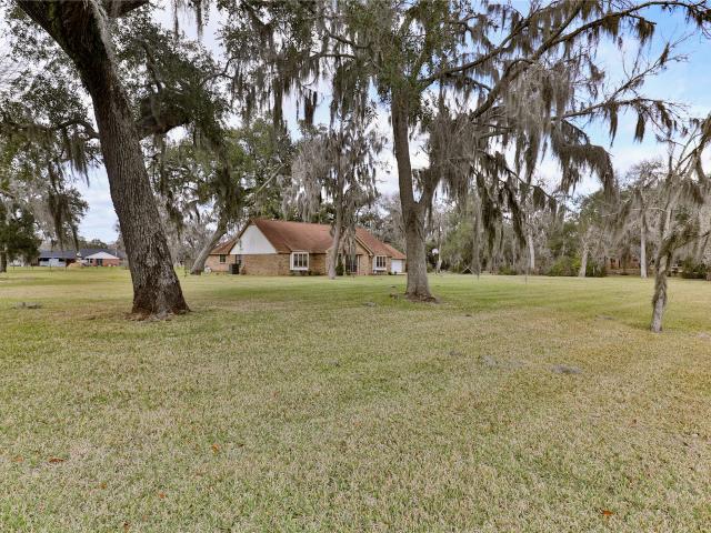 211 Bayou Road