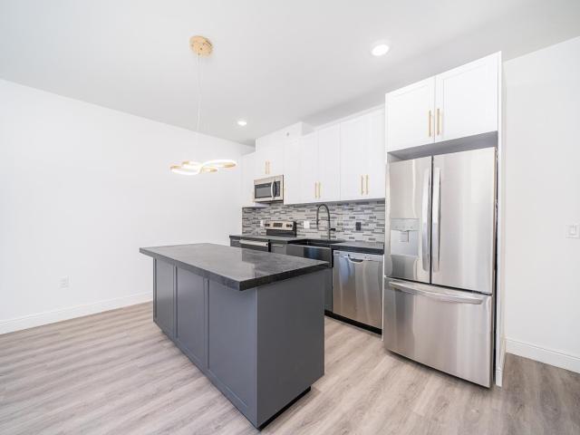 211 Baldwin Ave # 507