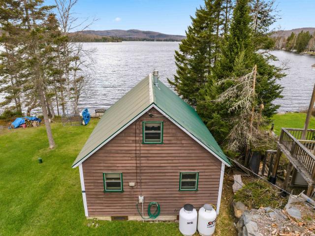 211 Beach Road