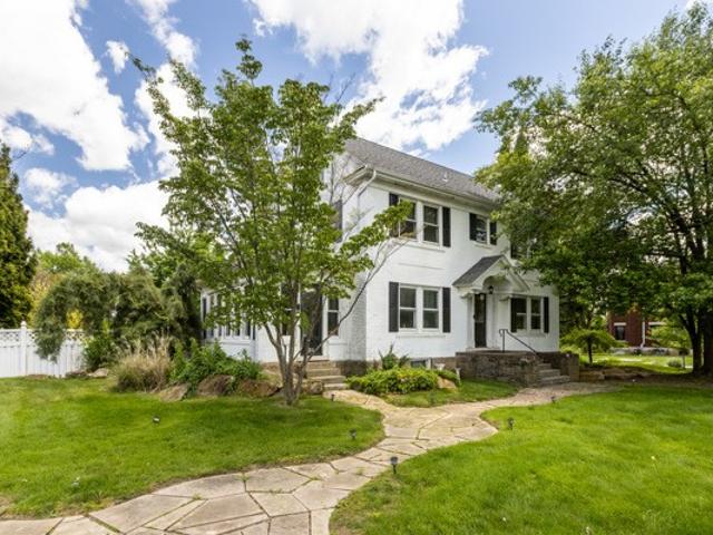 211 Belmont Rd