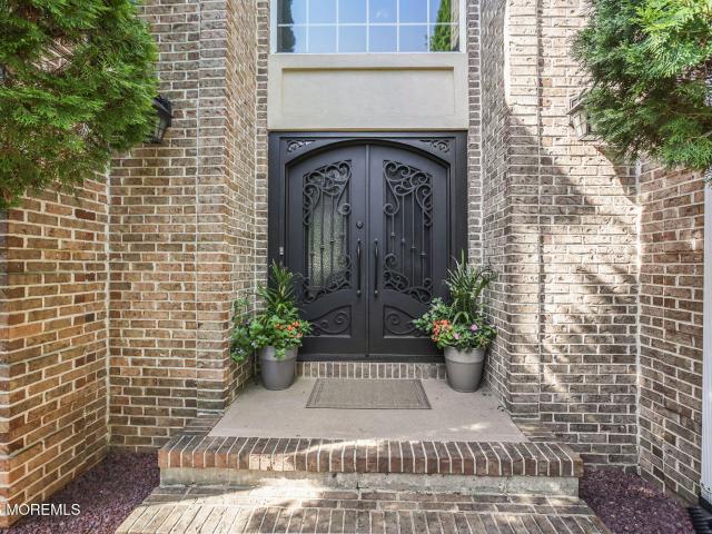 211 Bennington Road