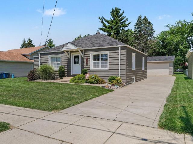 211 Berens Street