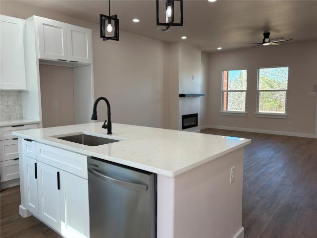 211 Big Bow, Smithville, TX 78957 | MLS #2890 | Compass