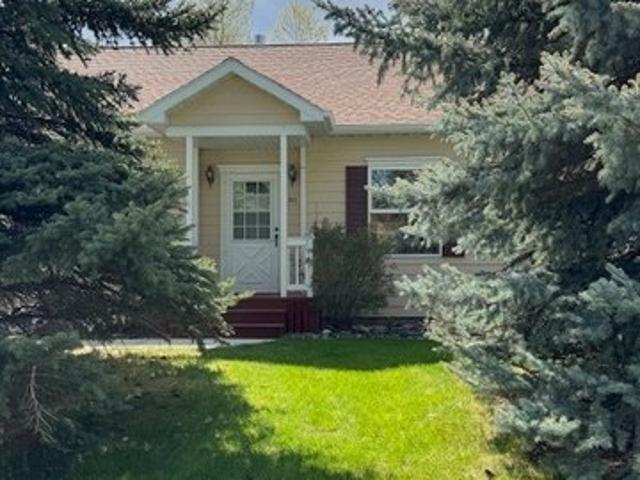 211 Bison Trl, Bozeman, MT 59718