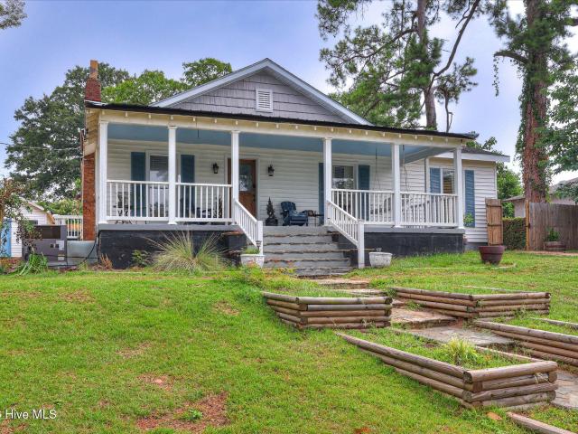 211 Bluff Avenue