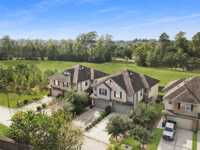 211 Bloomhill Place