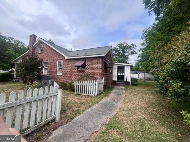 211 Gordon Street