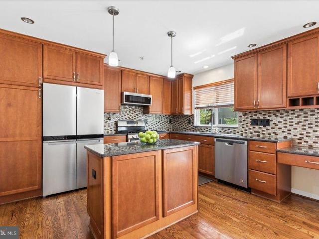 211 Gray Fox Court