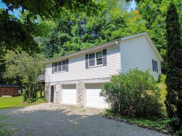 211 Dartmouth St, Warren, PA 16365