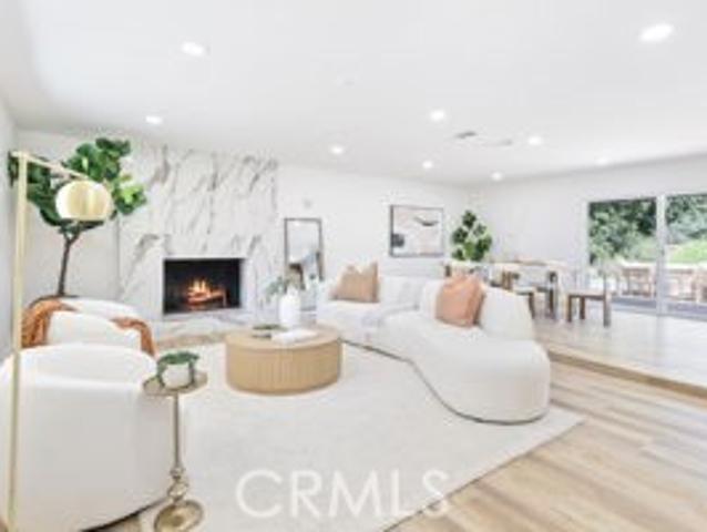 211 Deborah Court