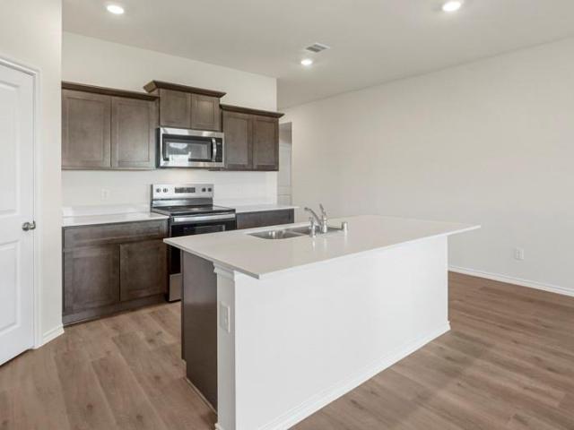 211 Desert Willow Drive
