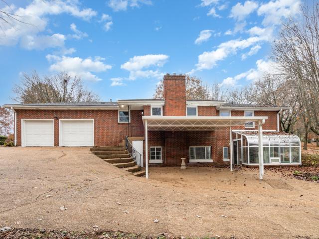 211 Diane Dr