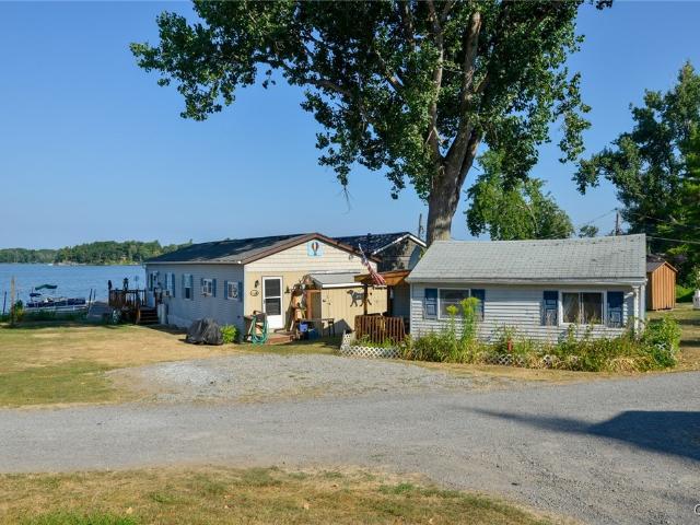 211 Dillon Point Road