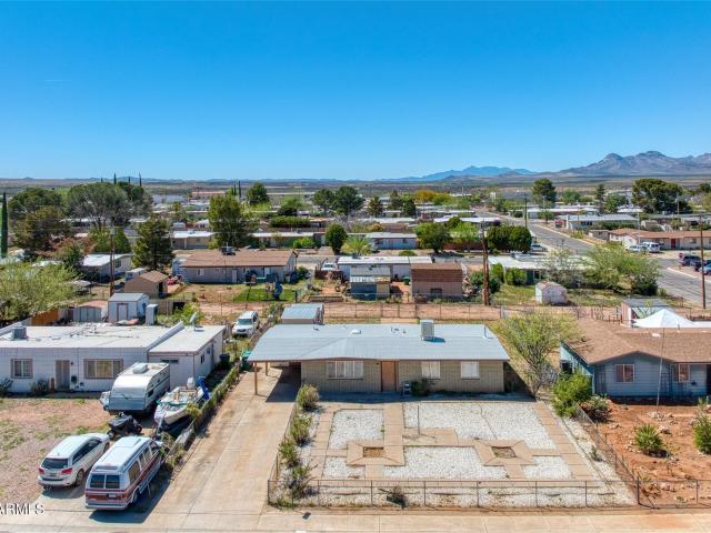 211 Dragoon St, Huachuca City, AZ 85616 | MLS #7002