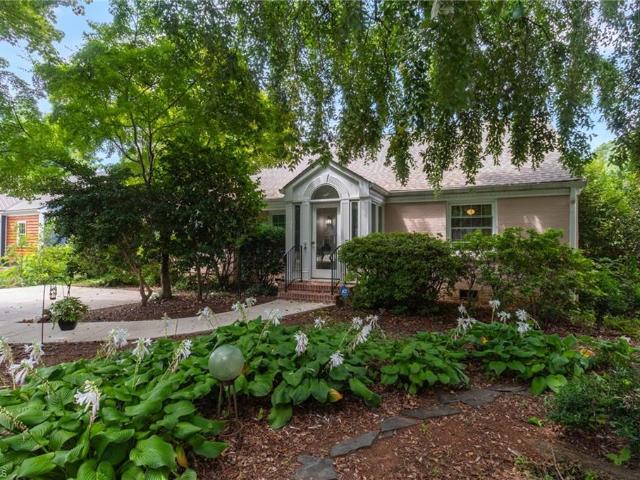 211 E Avondale Drive