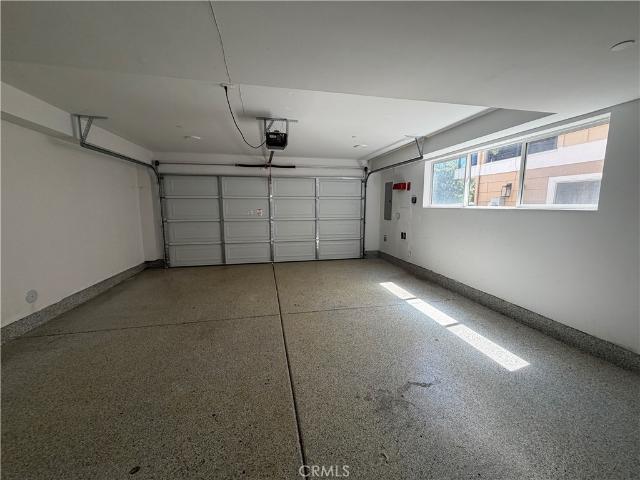 211 E El Portal A